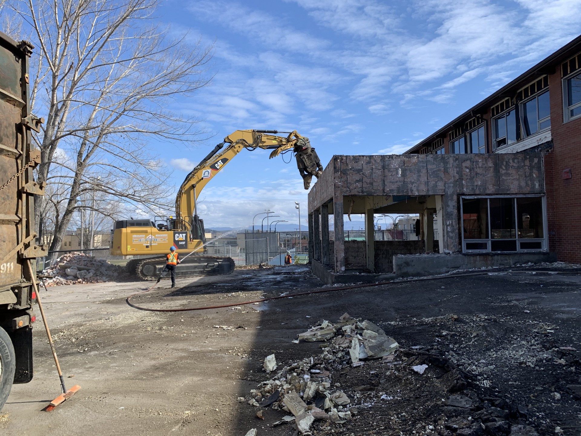 Demolition of a school | Demex-Centrem group